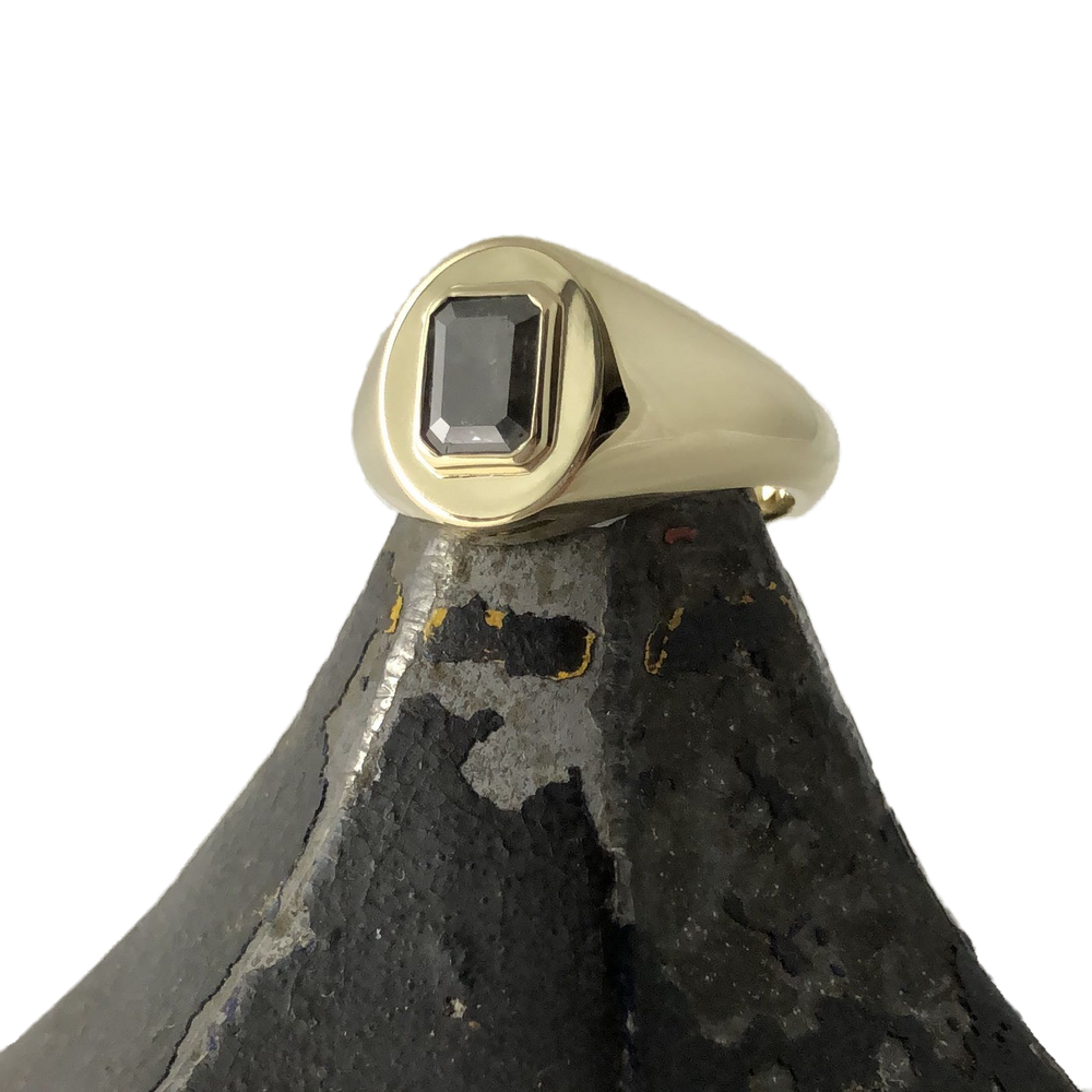 Your Design Signet Rings - Signet Circle