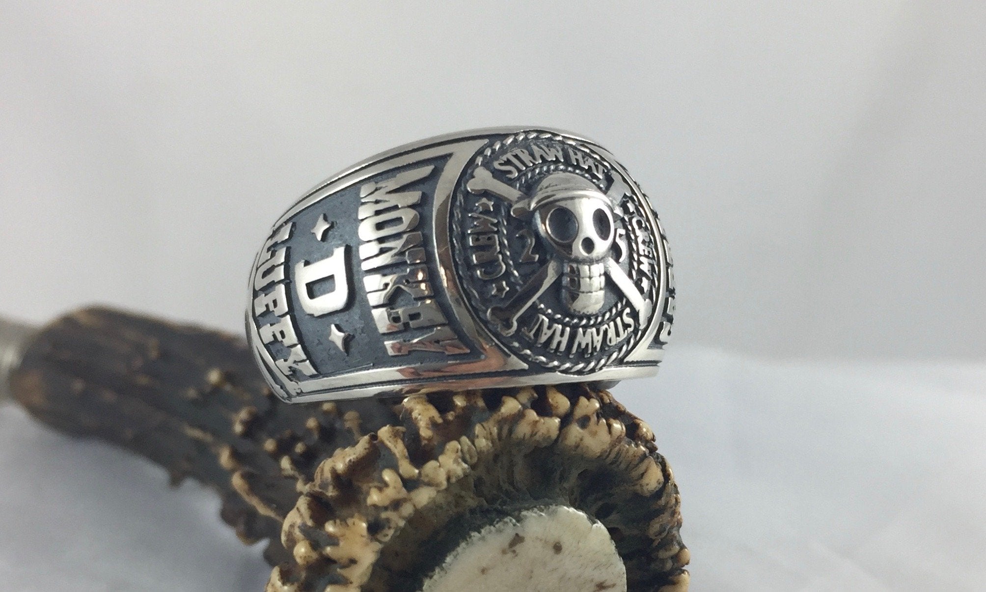 Signet Circle | Melbourne's leading maker of Customised Signet Rings